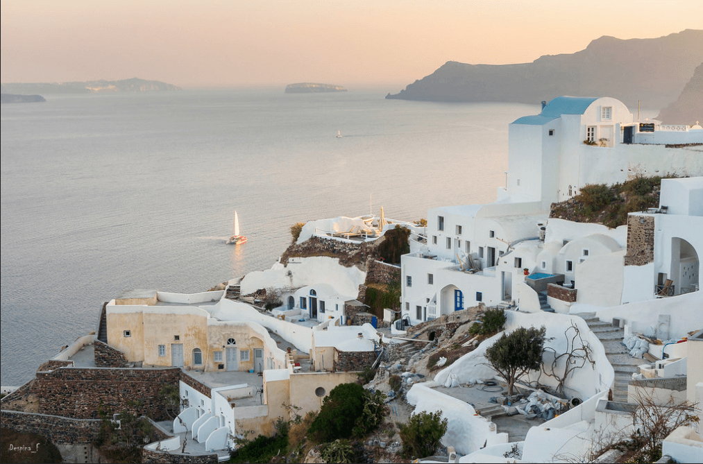 Oia - Ferryscanner.com