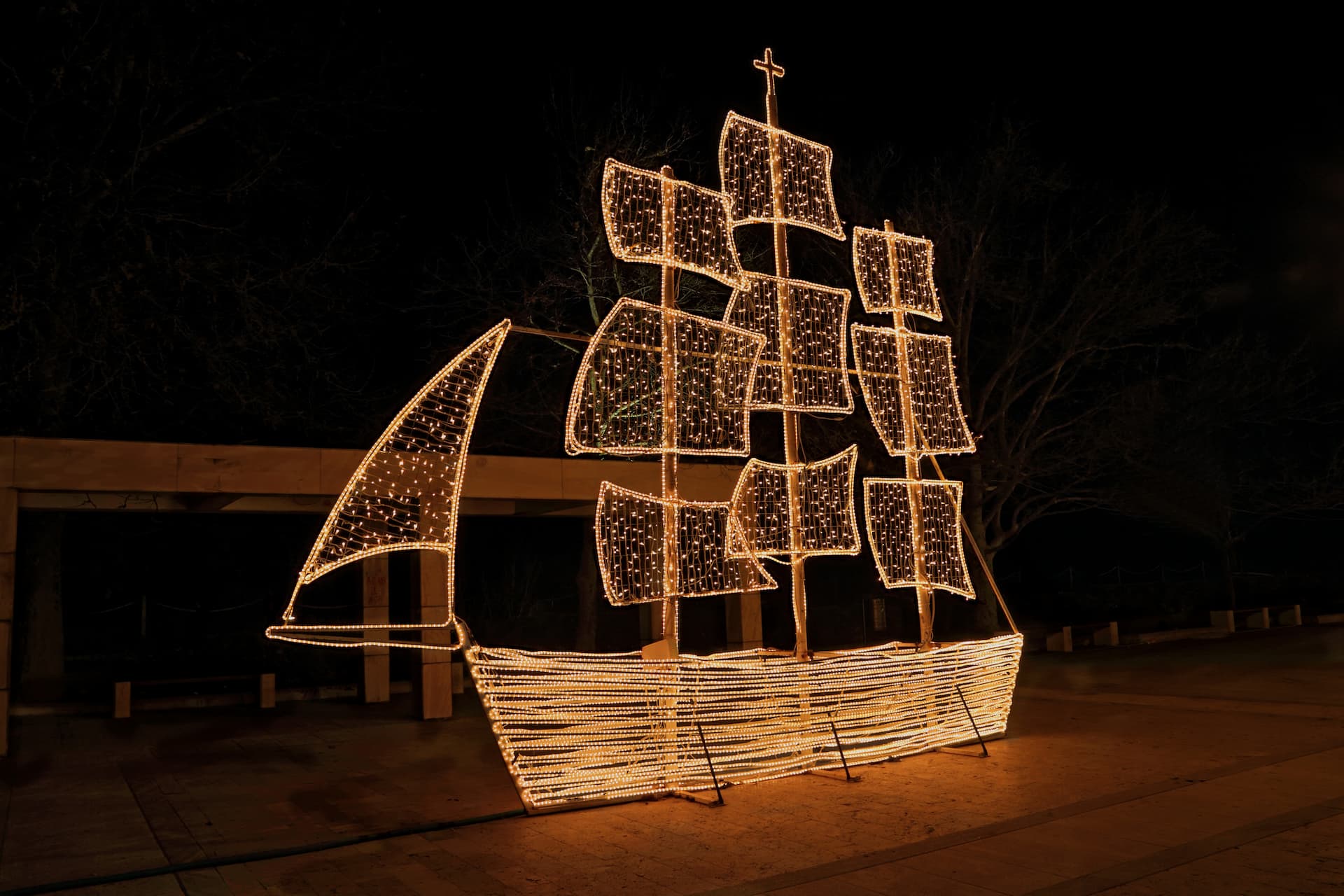 4 Islands for a Magical Christmas | Ferryscanner