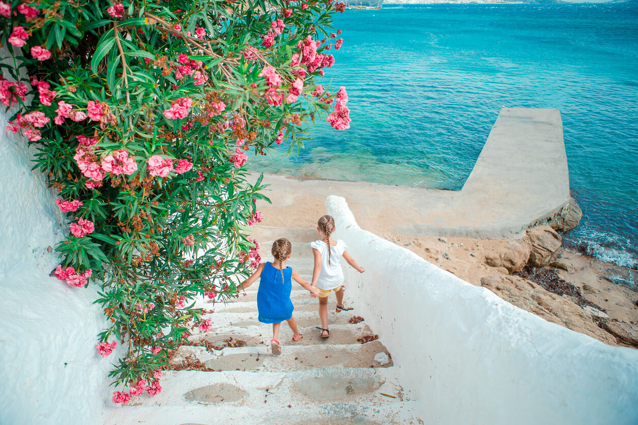 Best Greek Islands for Families | Ferryscanner