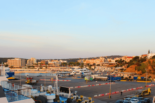 Itinéraires en ferry au départ de Rafina | Ferryscanner