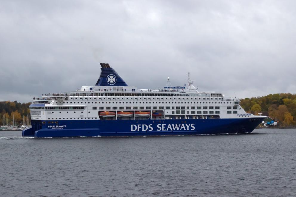 Pearl Seaways: Information, Routes, Seats, Discounts | Ferryscanner